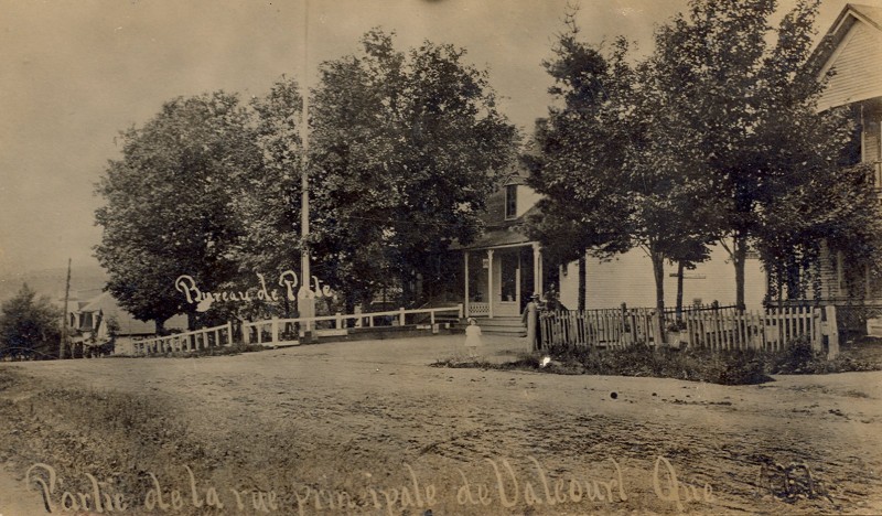 Historique et logo - Municipalité du Canton de Valcourt